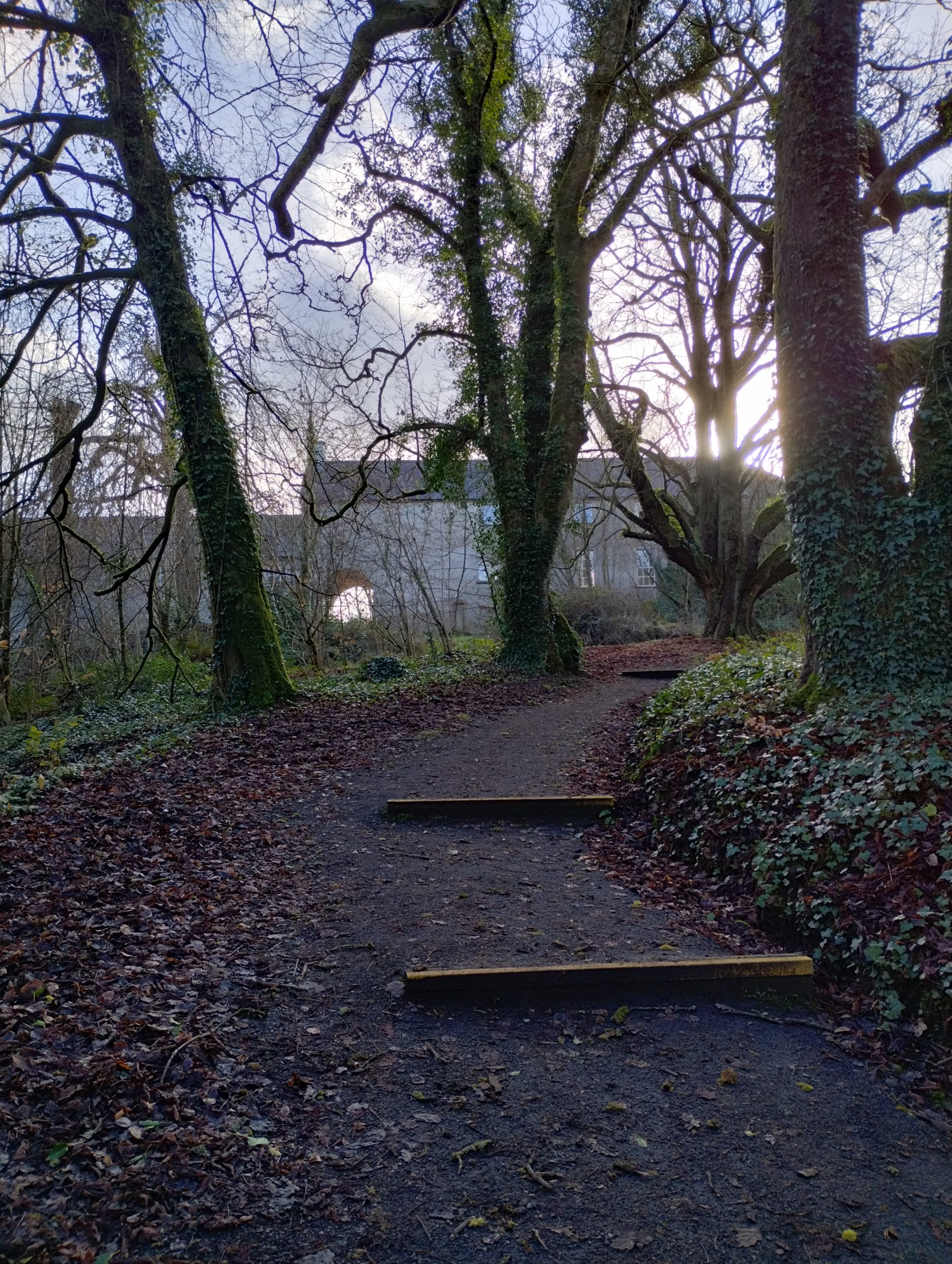 Castle Irvine - rossclarelodge.co.uk